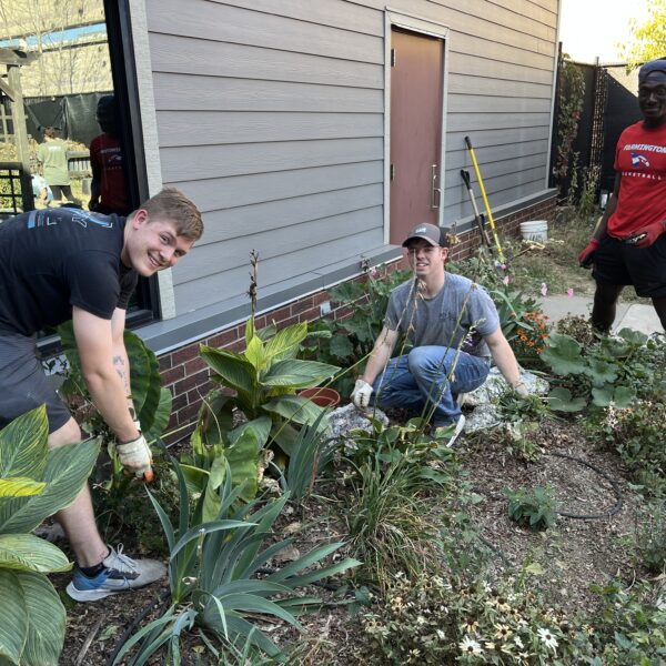 160+ Evangel students serve across the Ozarks during National Make a Difference Day - Evangel ...